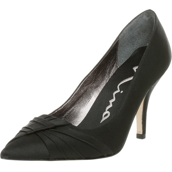 Nina | Shoes | Nina Satin Pump | Poshmark
